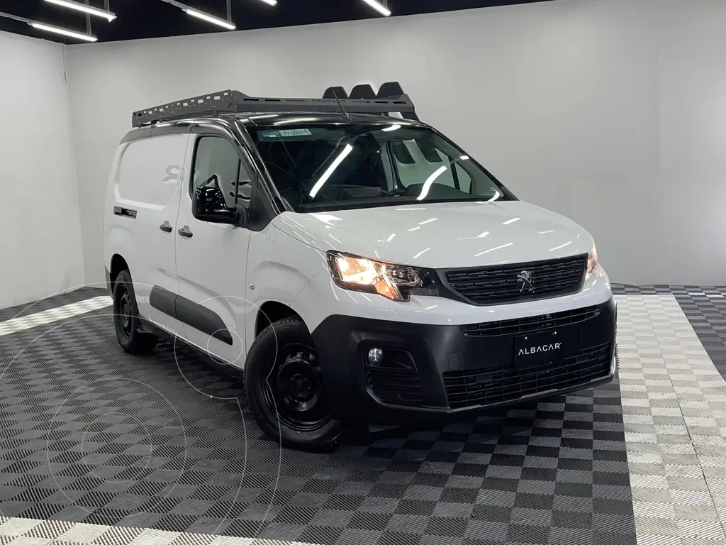 Peugeot Partner 1.2L Maxi Pack Gasolina usado (2024) color Blanco ...