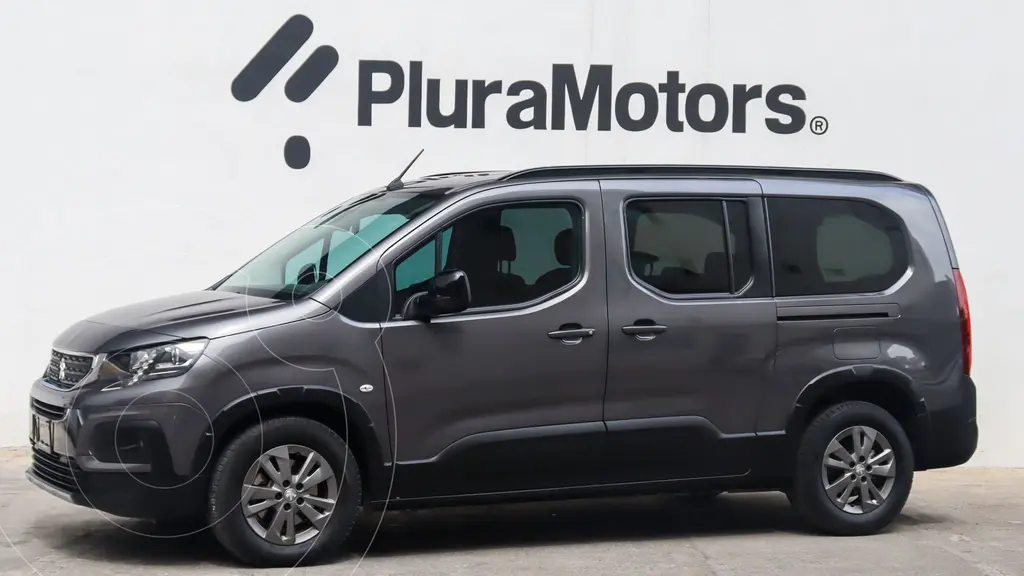 Peugeot Rifter Allure Pack Aut usado (2024) color Gris precio $418,000