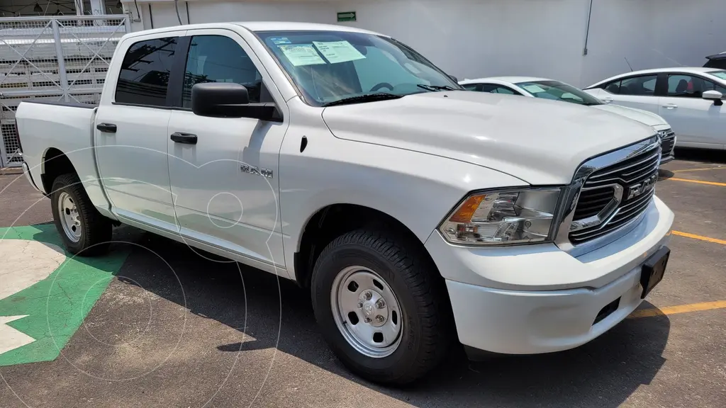RAM 1500 SLT 1500 Crew Cab Trabajo 5.7L Aut 6 vel 4x4 usado (2020 ...