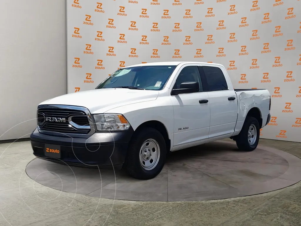 RAM 1500 SLT 1500 Crew Cab Trabajo 3.6L Aut 8 vel 4x4 usado (2020 ...