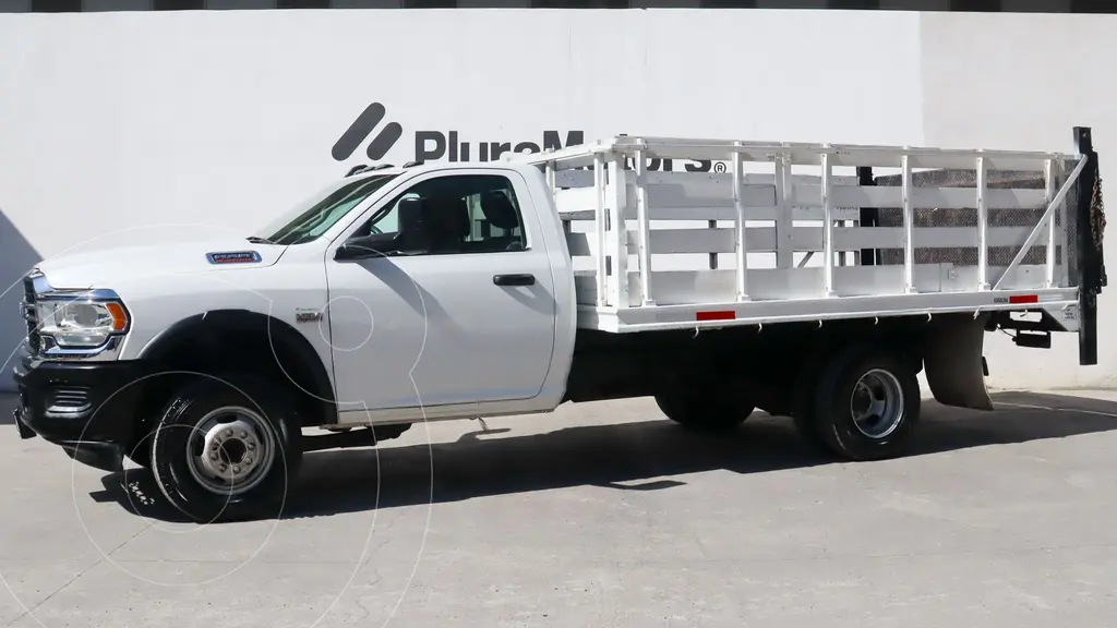 RAM 4000 5.7L Chasis Cabina PL 4x2 usado (2019) color Blanco precio ...