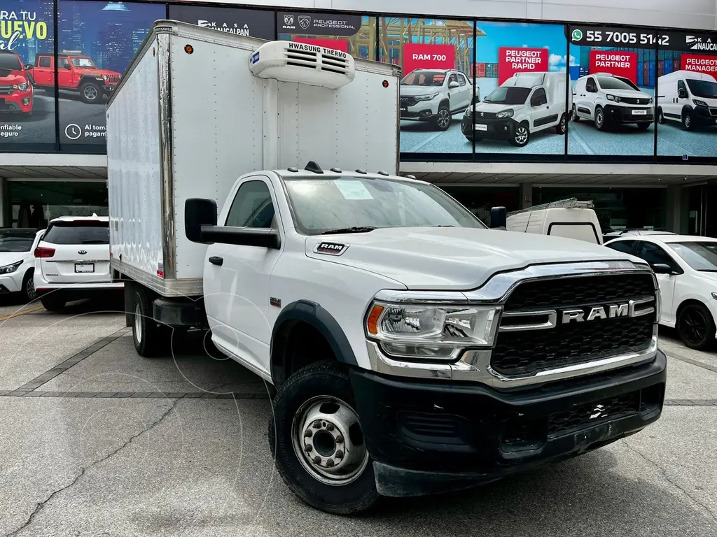 RAM 4000 5.7L Chasis Cabina PL 4x2 usado (2019) color Blanco precio ...