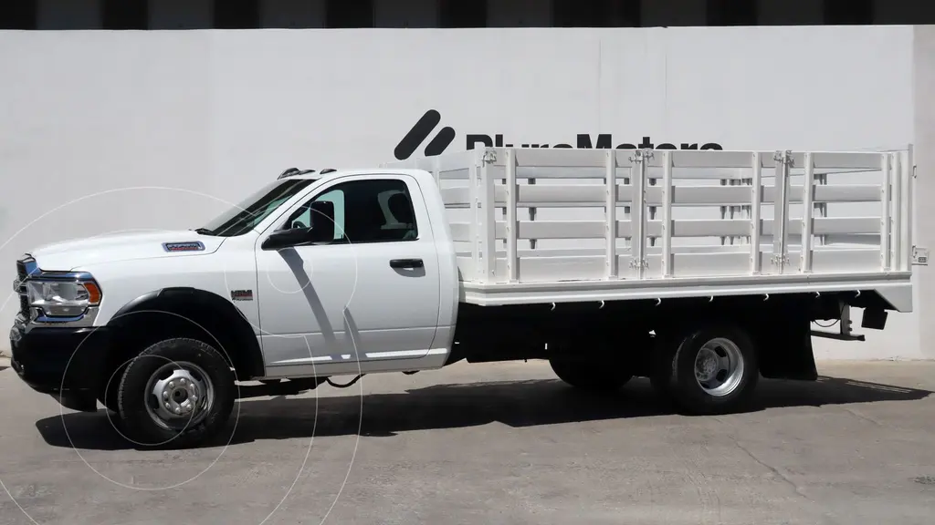RAM 4000 5.7L Chasis Cabina P 4x2 usado (2019) color Blanco precio $689,000