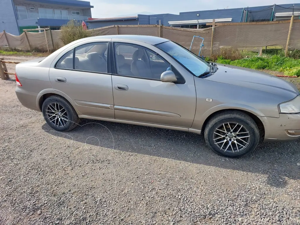 Renault-Samsung SM3 LE 1.6L usado (2011) color Plata precio $3.300.000