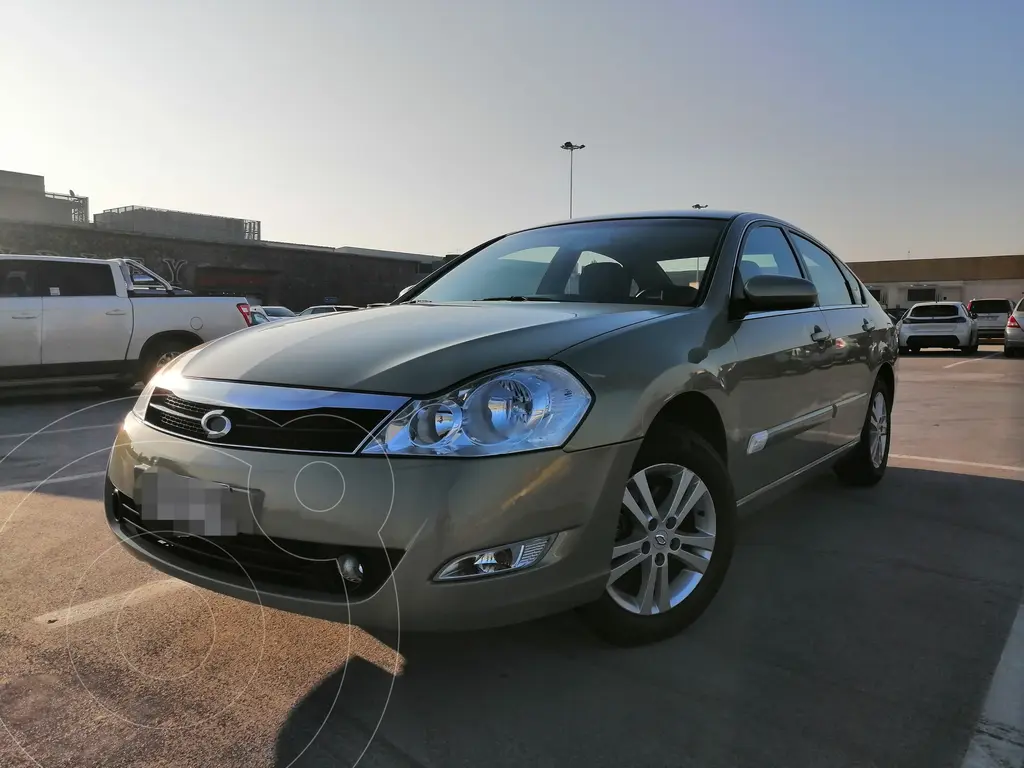 Renault-Samsung SM5 2.0 PE Aut 4P usado (2011) color Verde Oliva precio $6.800.000