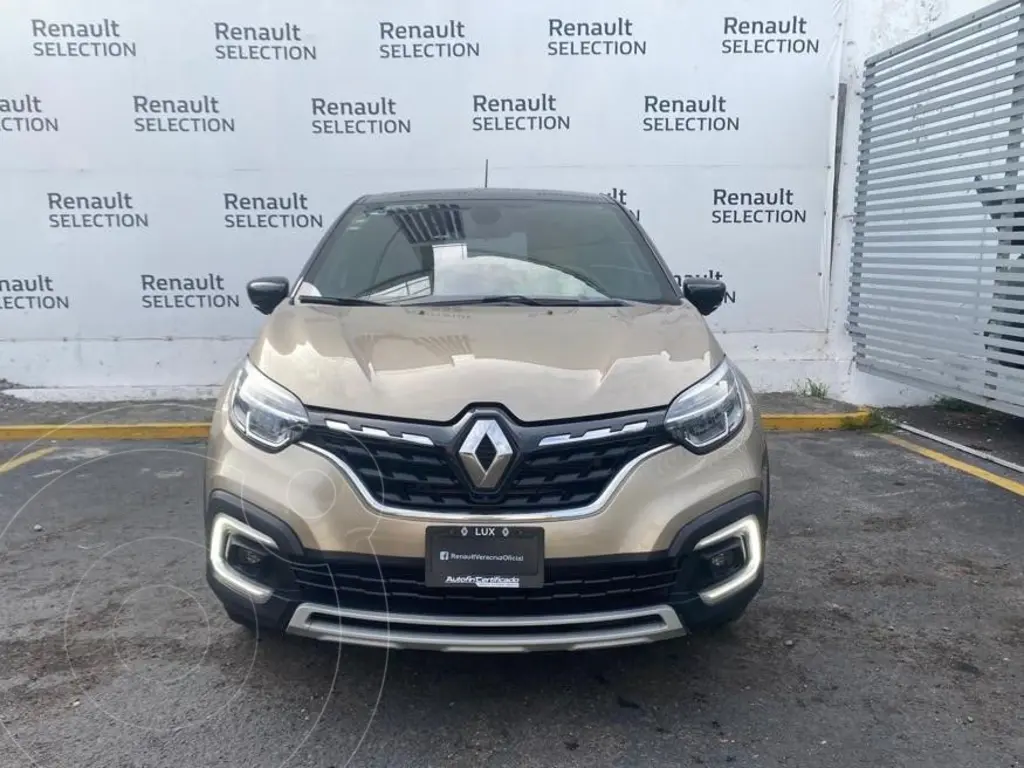 Renault Captur Iconic CVT usado (2022) color Beige precio $425,000