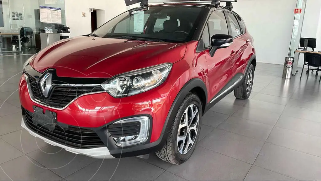 Renault Captur Iconic usado (2021) color Rojo precio $365,000