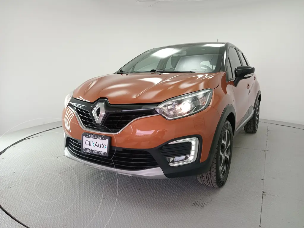 Renault Captur Iconic usado (2020) color Naranja precio $326,300