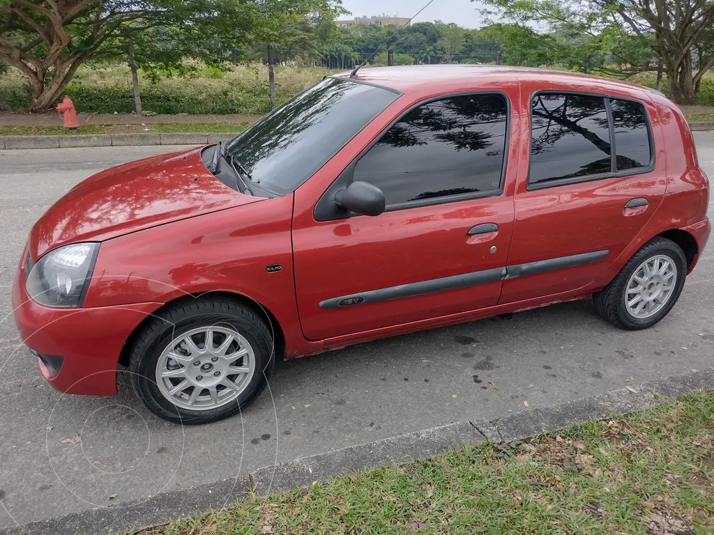 Renault Clio Campus usado (2015) color Rojo precio $30.000.000