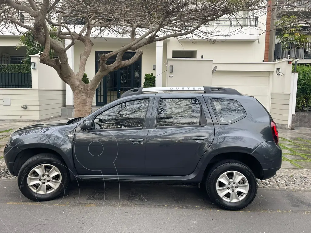 Renault Duster 2.0L Intens 4x2 usado (2018) color Gris Cometa precio u ...