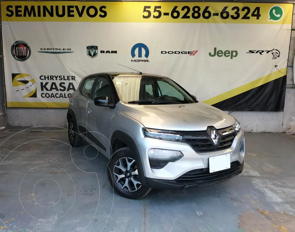 Renault Kwid Bitono usado (2024) color plateado precio $218,700