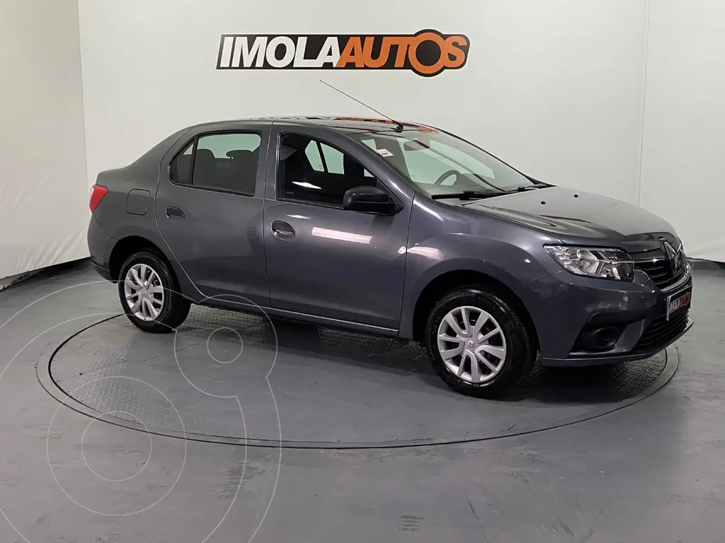 Renault Logan 1.6 Life usado (2021) color Gris precio $7.900.000