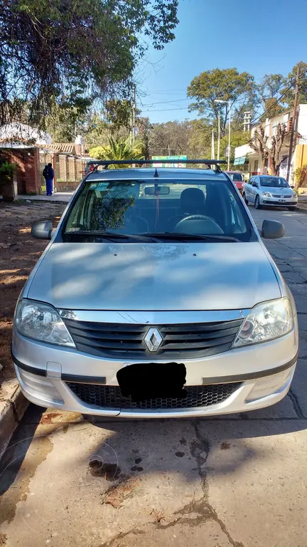 Renault Logan 1.6 Authentique Pack I usado (2013) color Gris Acero ...