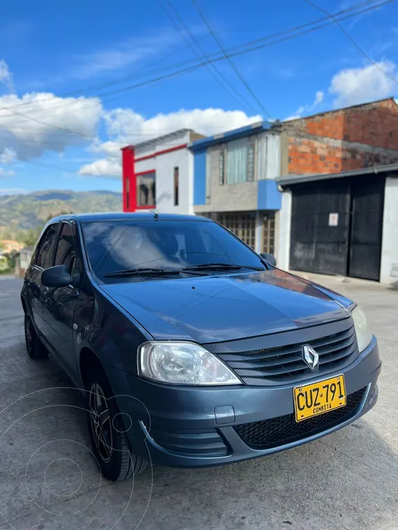 Renault Logan 1.4L Familier usado (2011) color Azul Gris precio $24.000.000