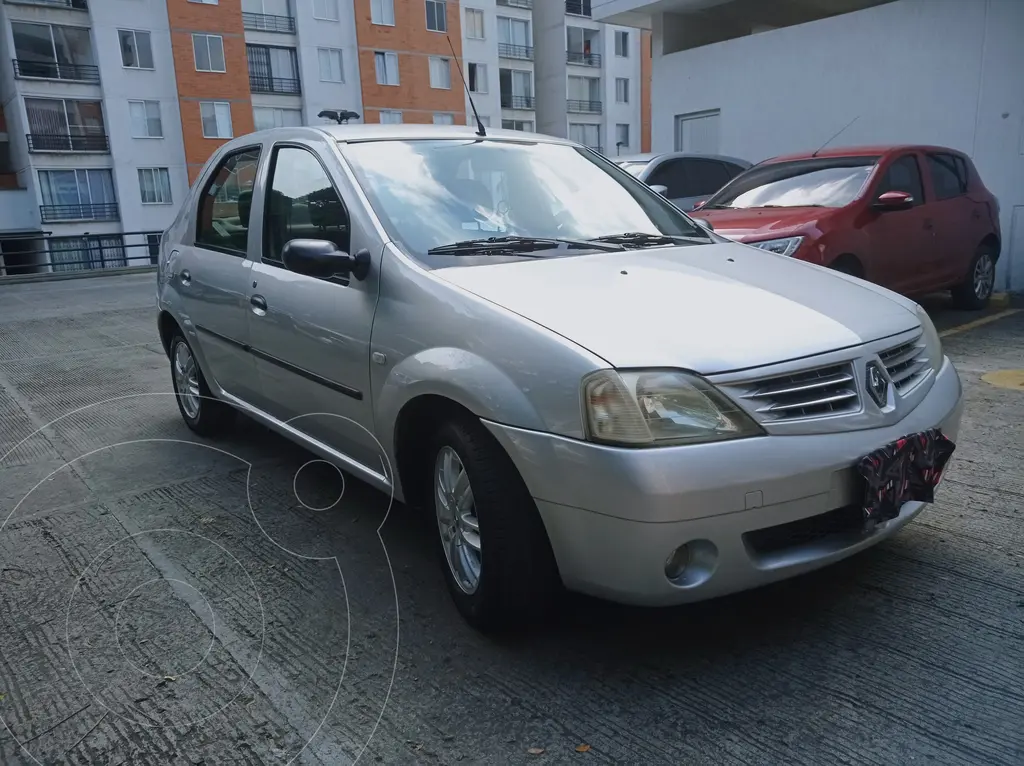 Renault Logan Dynamique usado (2008) color Gris Etoile precio $20.500.000