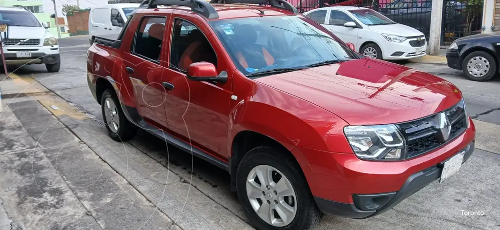 Renault Oroch Zen usado (2018) color Rojo precio $190,000