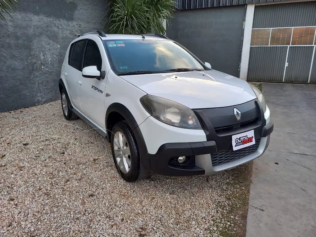 Renault Sandero SANDERO STEPWAY 1.6 PRIVILEGE usado (2013) color Blanco ...