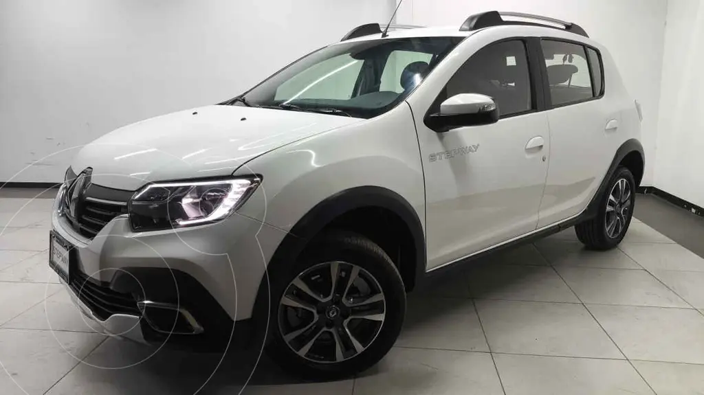 Renault Stepway Intens usado (2024) color Blanco precio $354,300