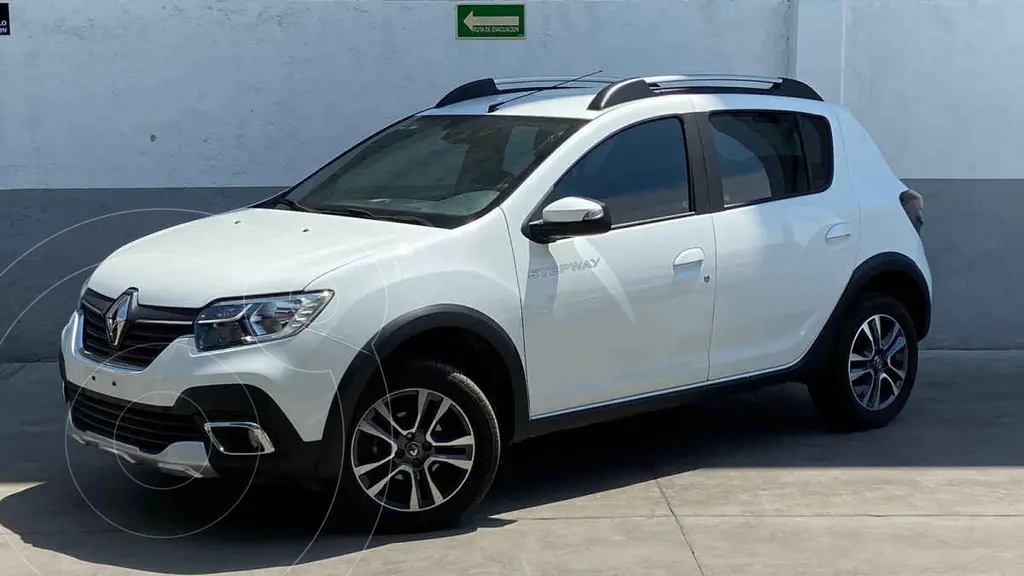 Renault Stepway Intens Aut usado (2023) color Blanco precio $345,000