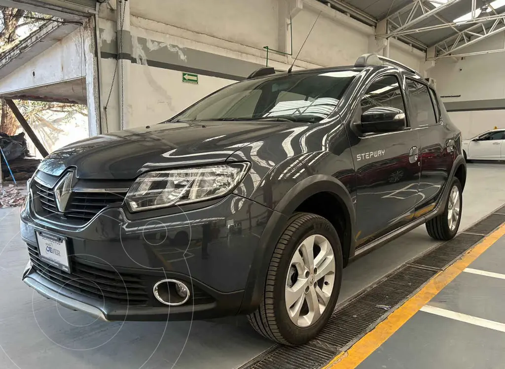 Renault Stepway Zen usado (2018) color Gris precio $215,000