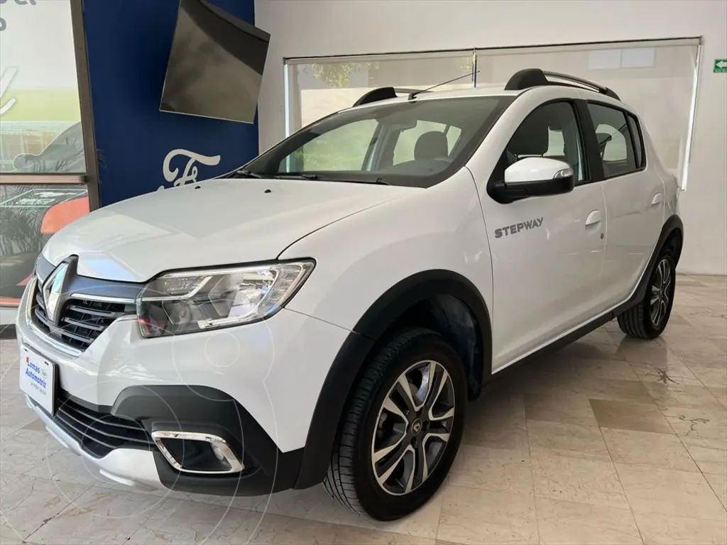 Renault Stepway Intens usado (2023) color Blanco precio $335,000