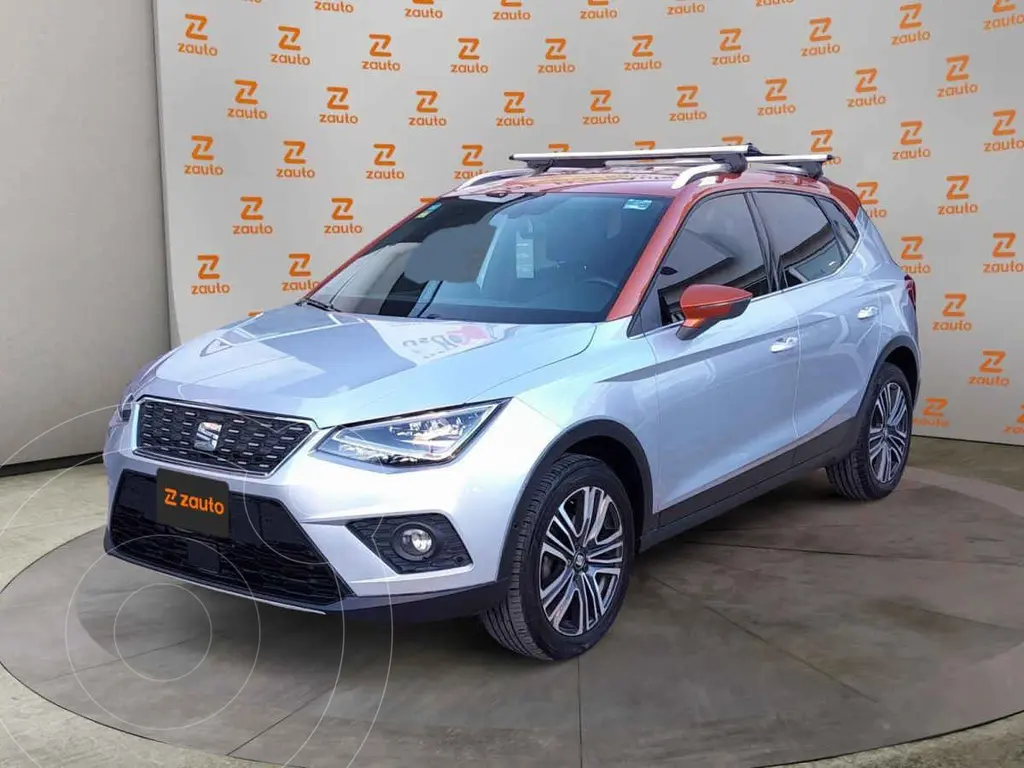 SEAT Arona Xcellence usado (2019) color Naranja precio $329,900