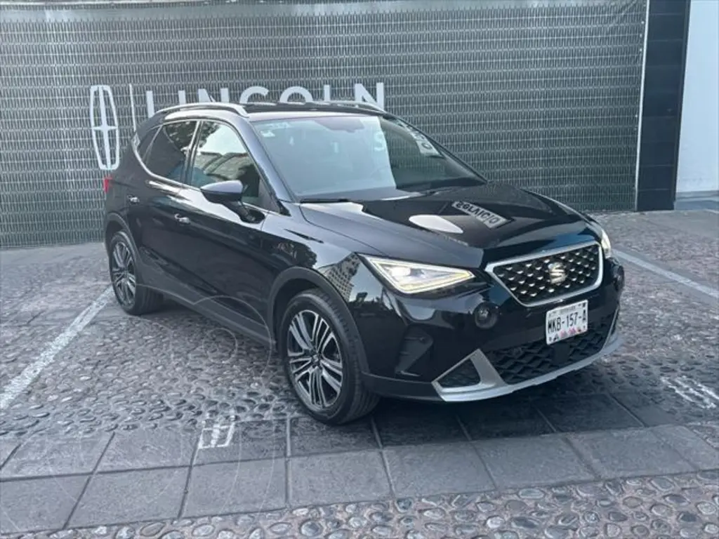 SEAT Arona Xperience usado (2023) color Negro precio $420,000