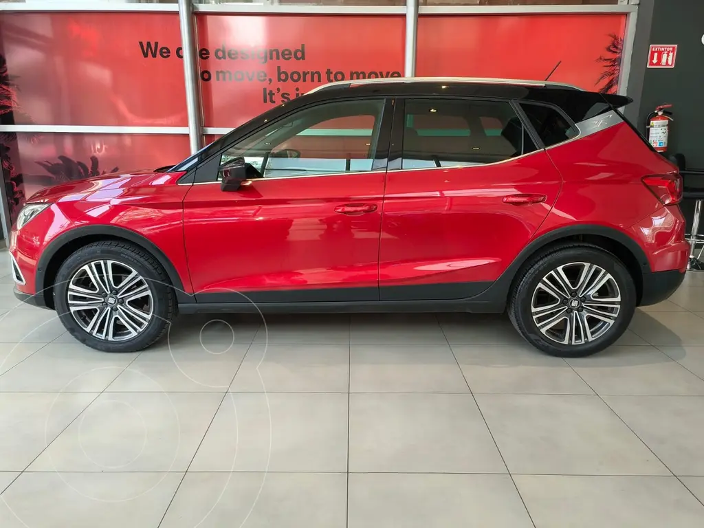 SEAT Arona Xcellence usado (2020) color ROJO DESEO precio $310,000