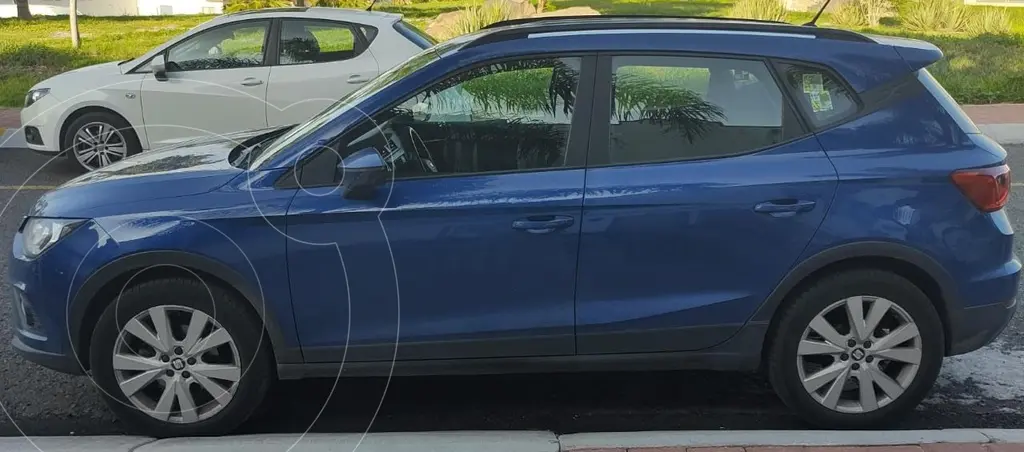 SEAT Arona Style usado (2018) color Azul precio $300,000