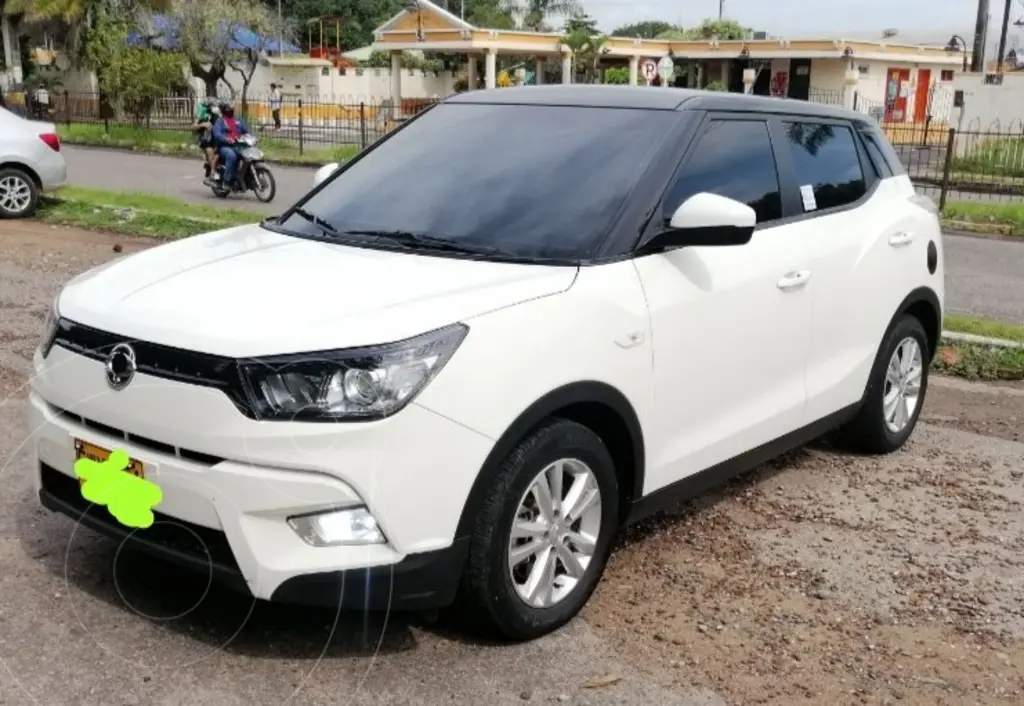 SsangYong Tivoli 1.6 Elite 4x2 Aut usado (2018) color Blanco precio $65 ...