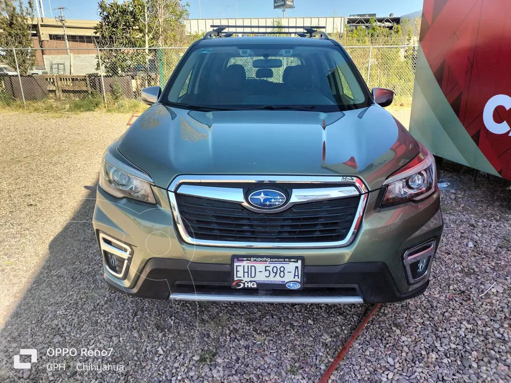 Subaru Forester Touring Eye Sight usado (2020) color Verde precio $450,000