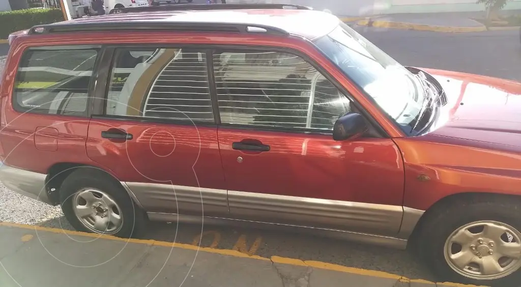 Subaru Forester 2.0i Limited usado (2000) color Rojo precio u$s7,500