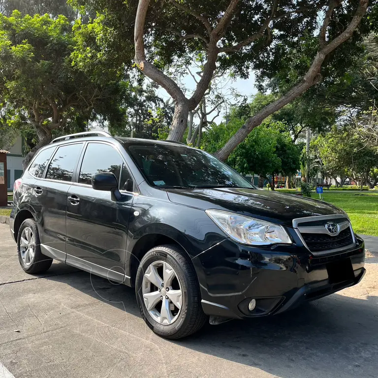 Subaru Forester 2.5L XT Turbo Aut usado (2013) color Negro precio u$s12,900