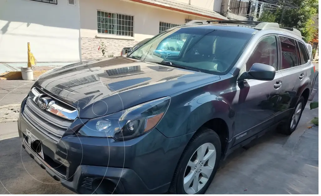 Subaru Outback 2.5i Limited usado (2014) color Azul precio $179,900