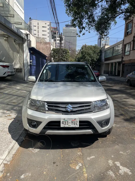 Suzuki Grand Vitara GLS usado (2013) color Plata Metalico precio $183,000