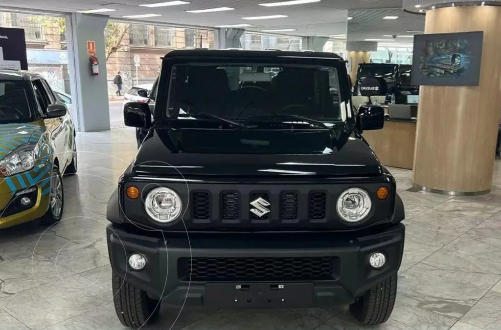 Suzuki Jimny GLX Monotone Aut nuevo color Negro precio $35.000.000