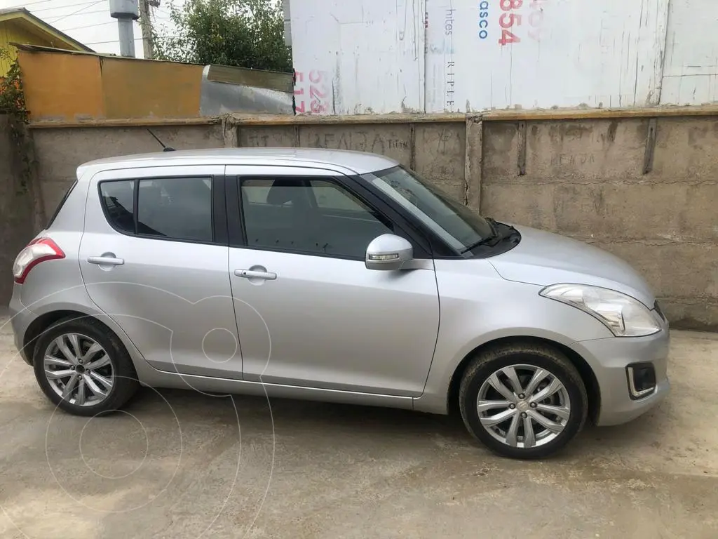 Suzuki Swift 1.2L GLX SE usado (2017) color Gris Metalico precio $9.000.000