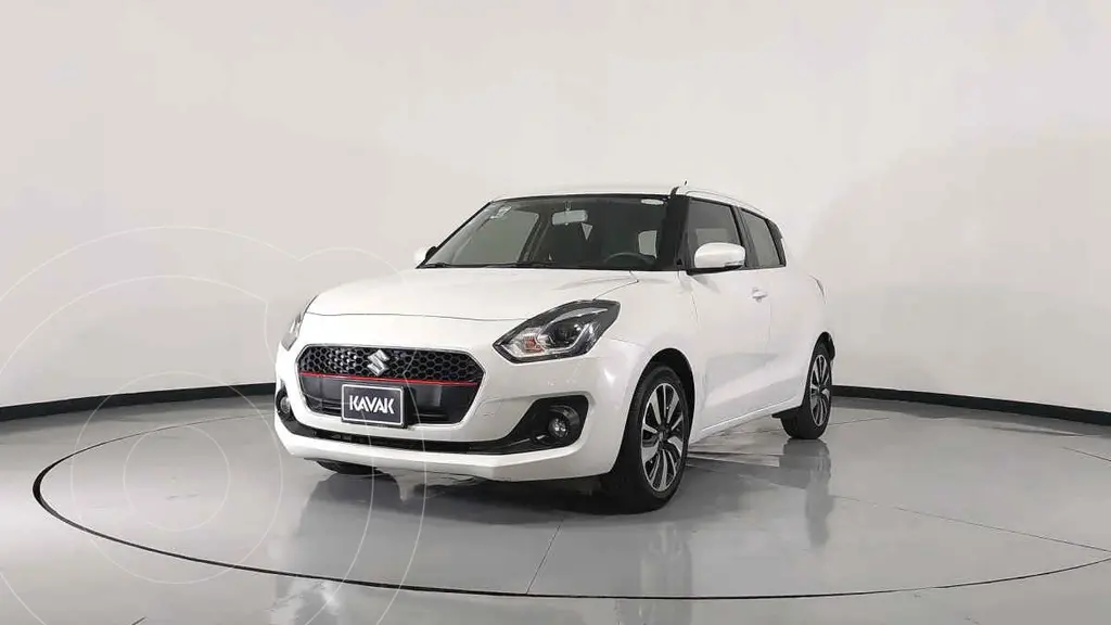 Suzuki Swift GLX usado (2018) color Blanco precio $260,999
