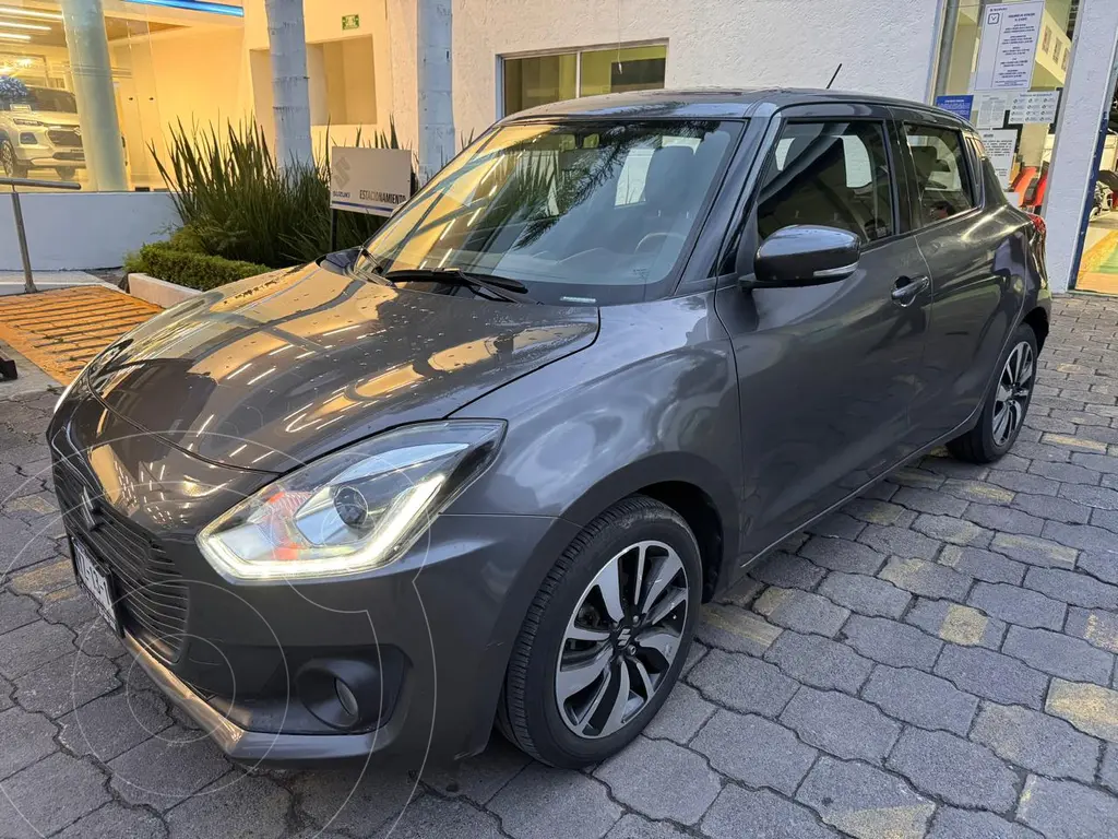 Suzuki Swift GLX Aut usado (2020) color Gris precio $265,000