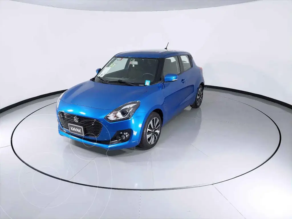 Suzuki Swift GLX Aut usado (2020) color Azul precio $295,999