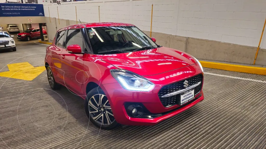 Suzuki Swift GLX Aut usado (2021) color Rojo precio $265,900