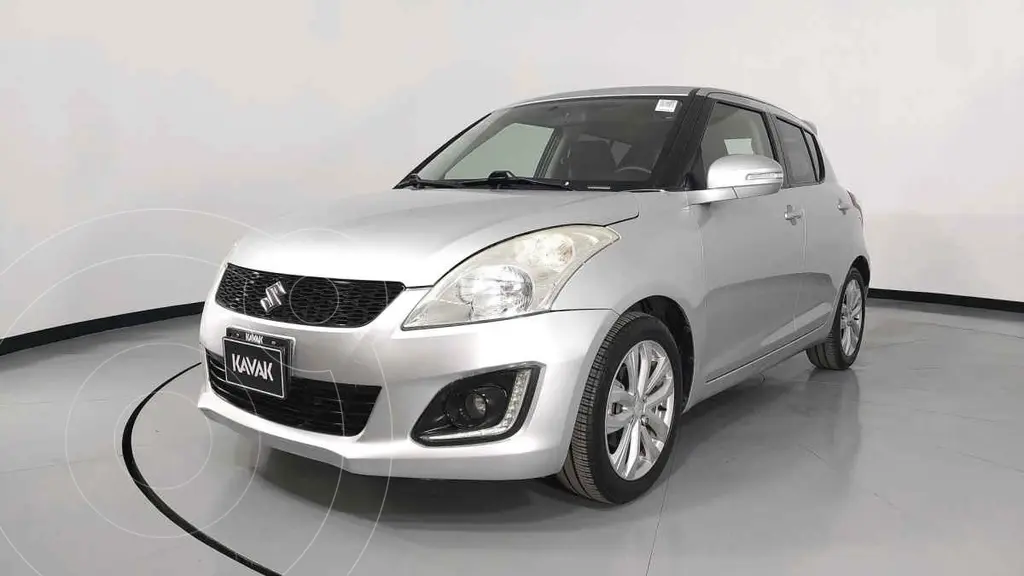 Suzuki Swift GLX usado (2014) color Negro precio $197,999