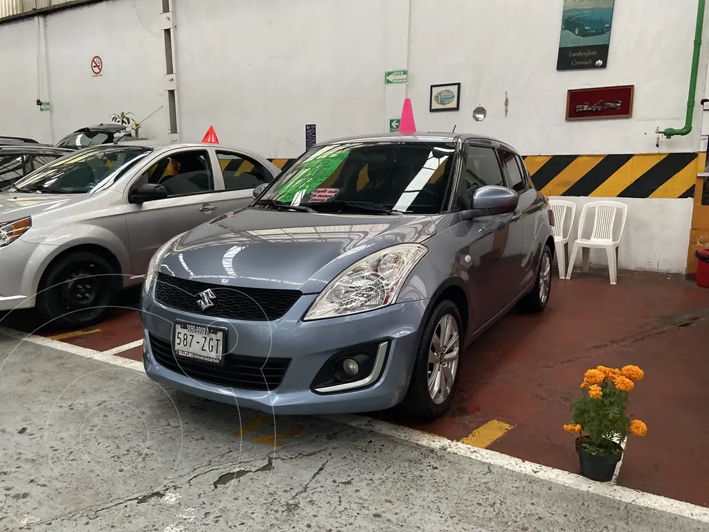 Suzuki Swift GLS usado (2014) color Azul Rap precio $168,000