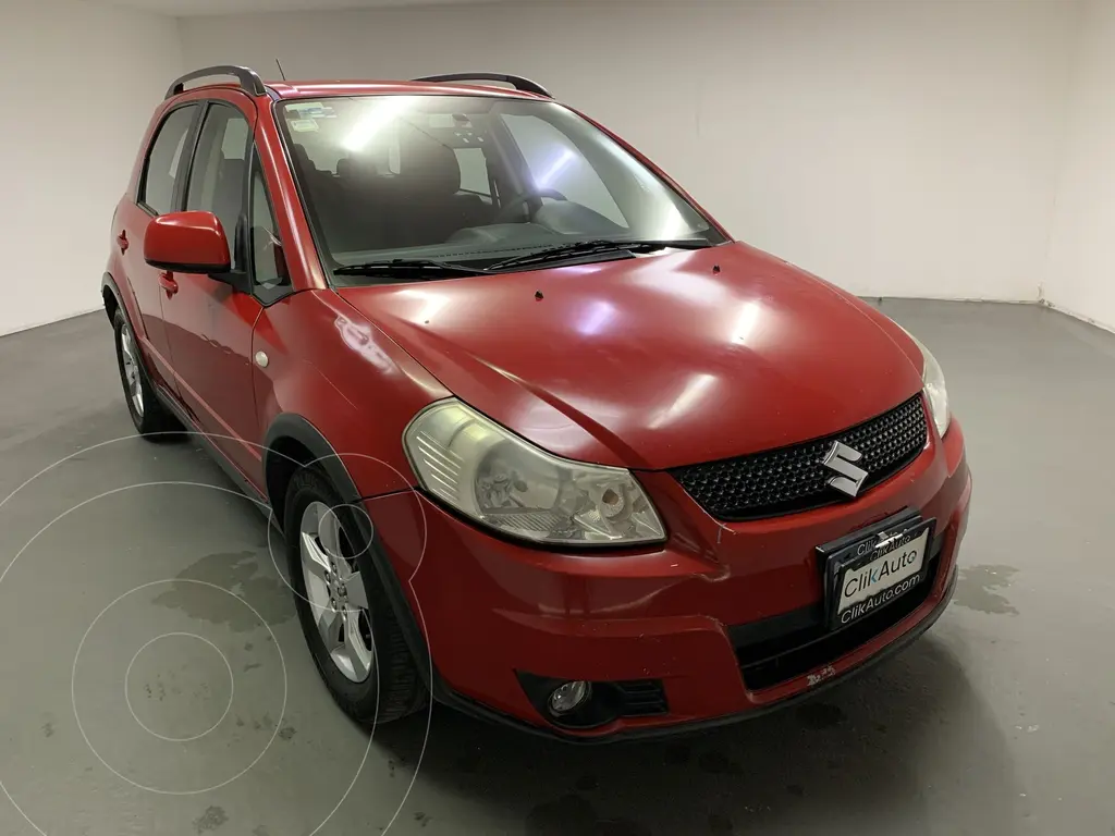 Suzuki SX4 X-Over 2.0L Aut. usado (2012) color Rojo precio $120,000