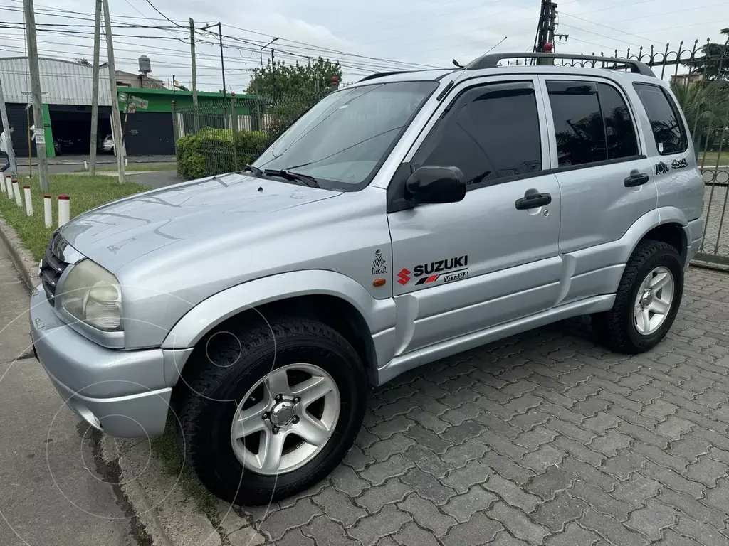 Suzuki Vitara GL Plus 4x4 5P Aut usado (2009) color Plata precio u$s12.500