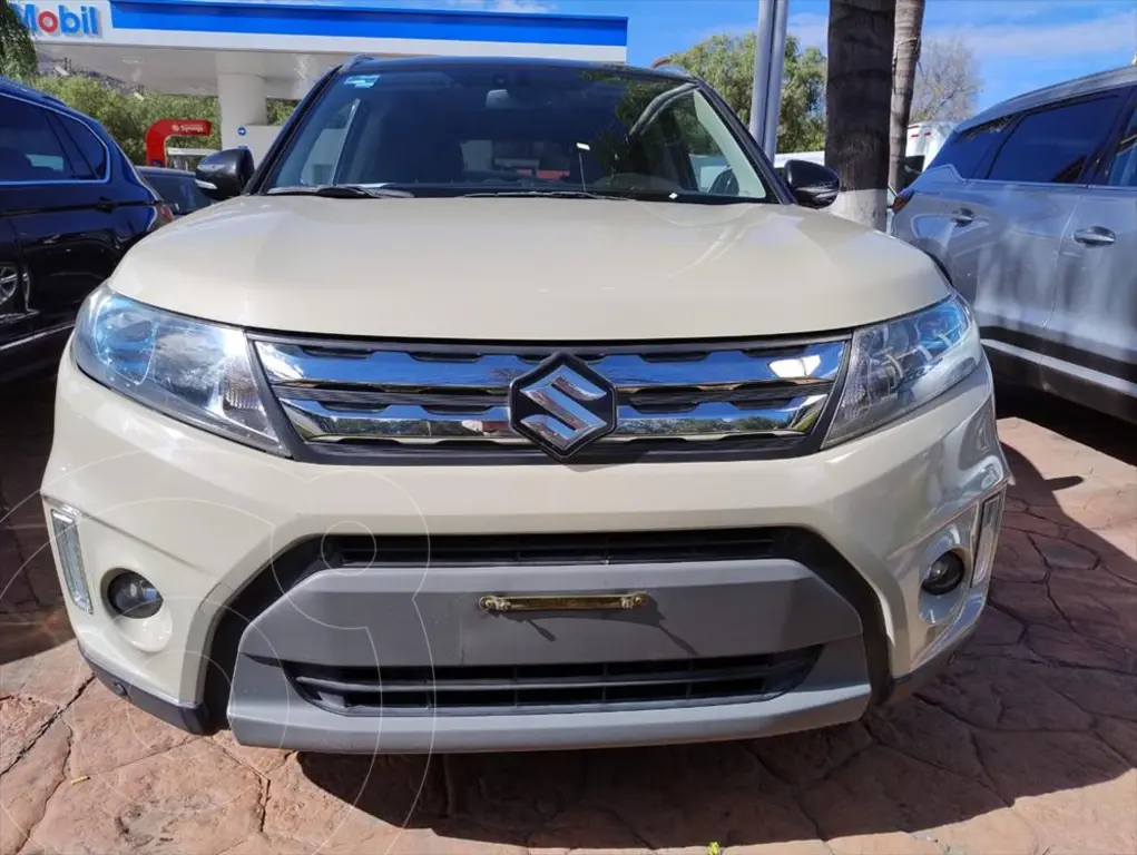 Suzuki Vitara GLS TM usado (2019) color Beige precio $288,000