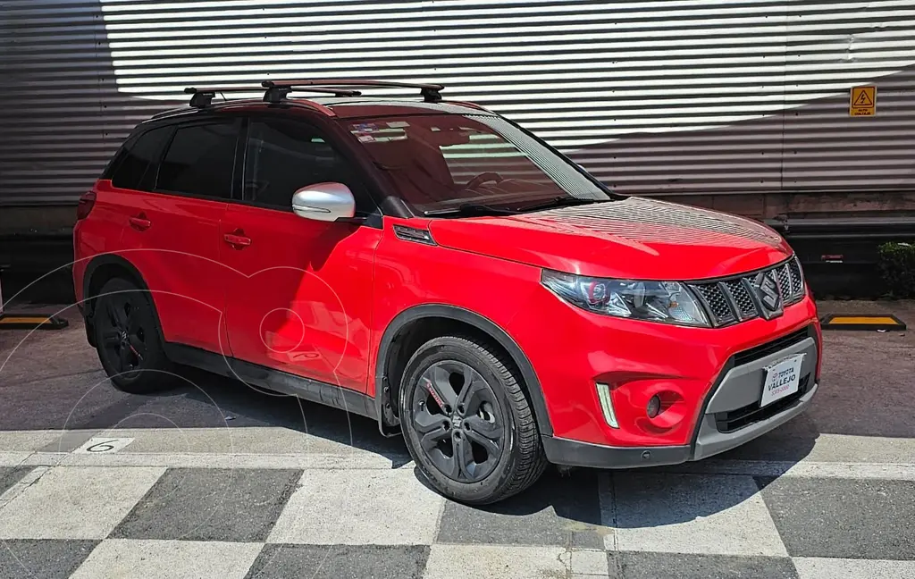 Suzuki Vitara Boosterjet usado (2018) color Rojo precio $305,000
