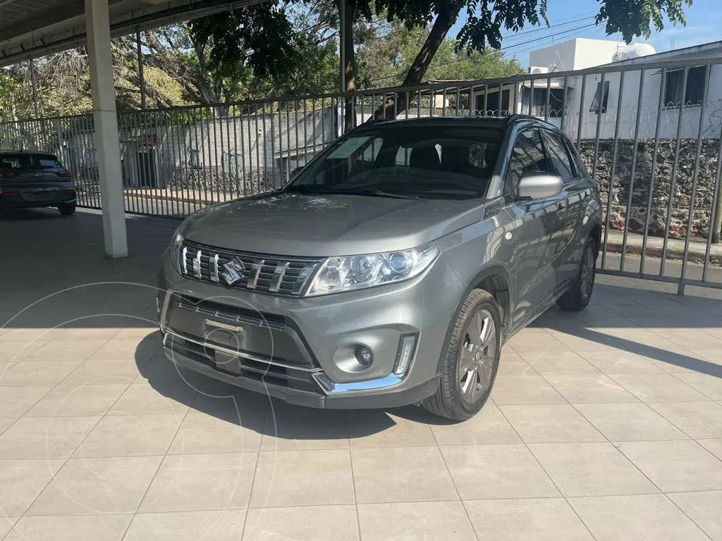 Suzuki Vitara GLS Aut usado (2020) color Plata precio $325,000