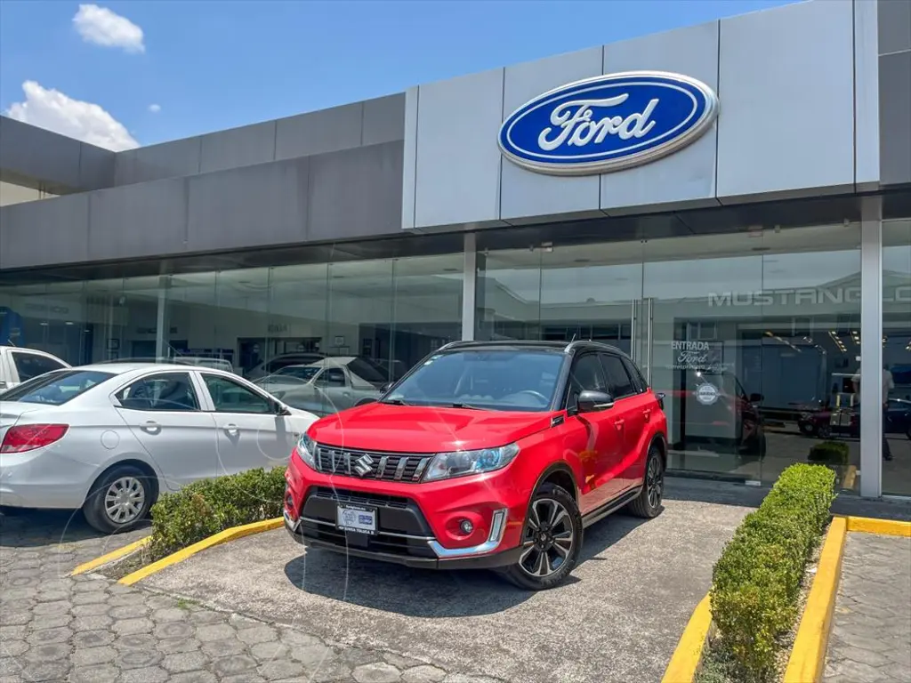 Suzuki Vitara GLX TA usado (2021) color Rojo precio $364,000