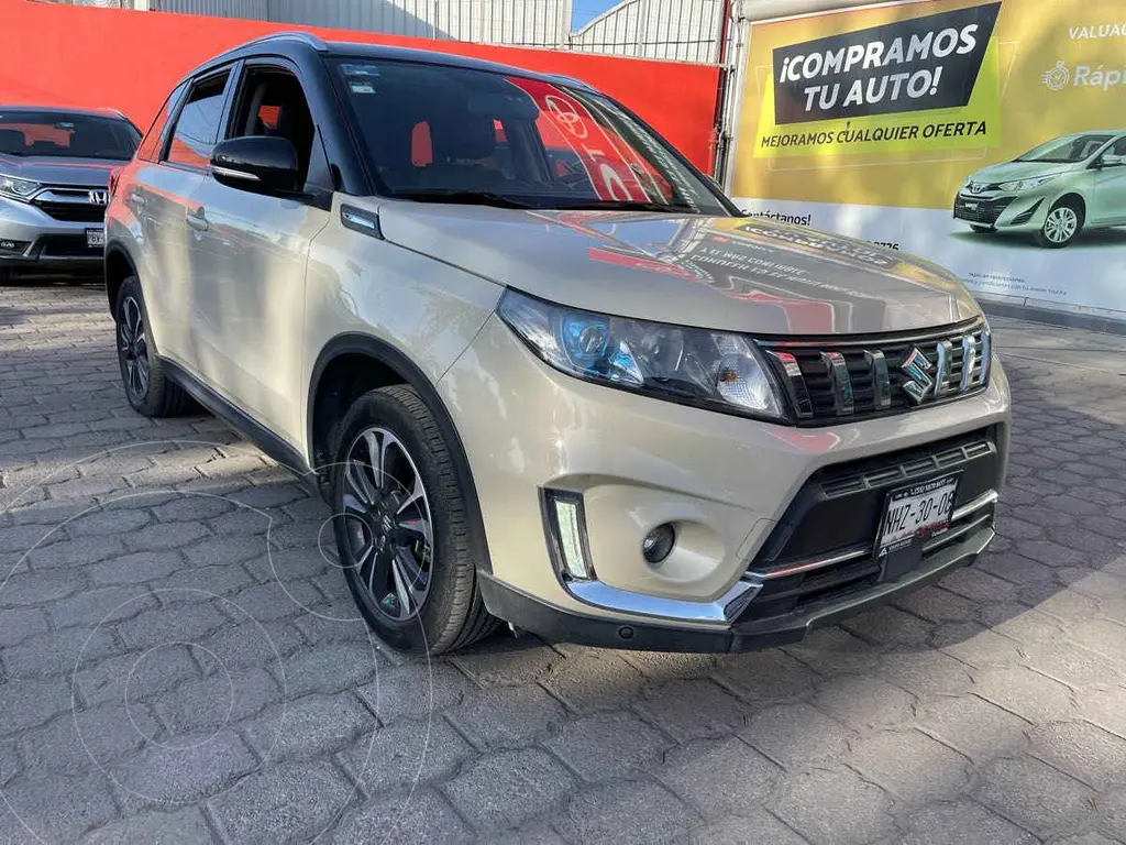 Suzuki Vitara Boosterjet usado (2019) color Beige precio $330,000